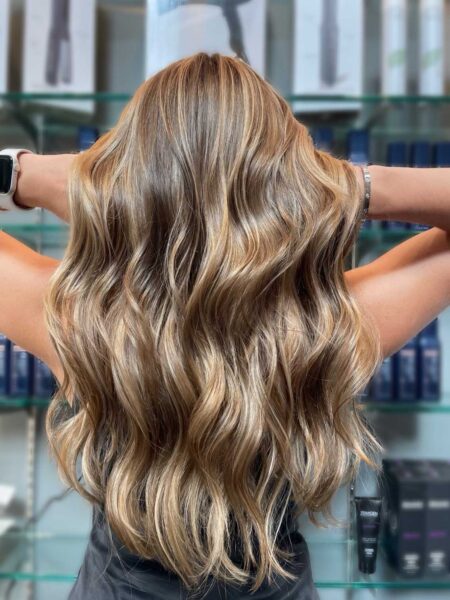 Understanding the Differences Between Hair Color and Highlights ...